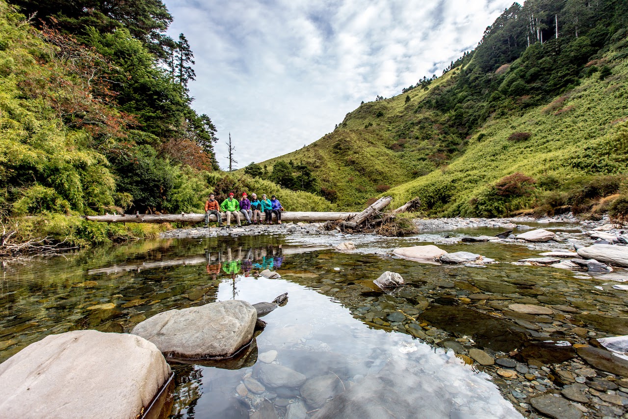 合歡群峰與小嘆息灣 - Hikingbook